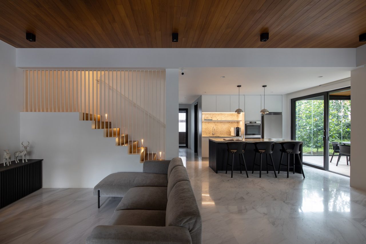 Glass Annex | The Carpenter Workshop